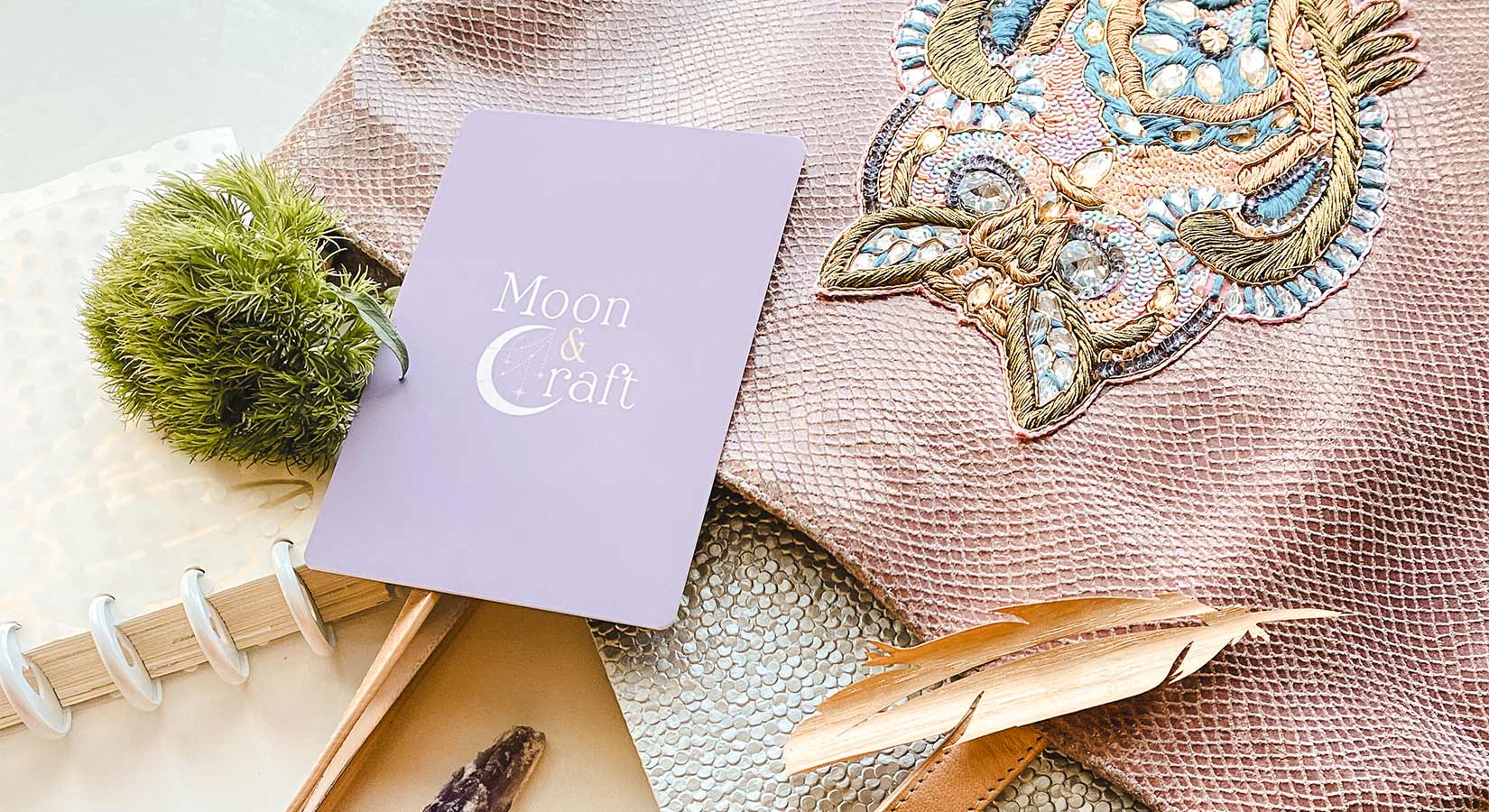 Moon & Craft Shop